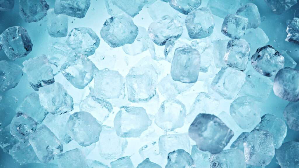 Why Ice in Your Cocktail Matters More Than You Think - The Tasting ...